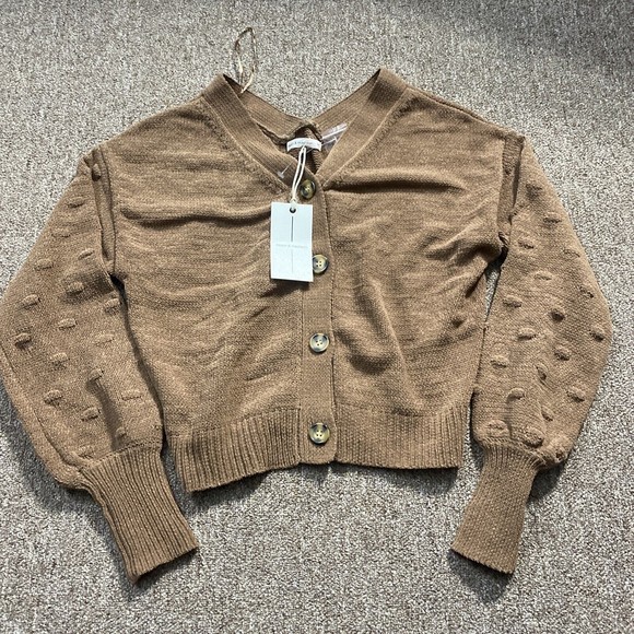 moon & madison | Sweaters | Nwt Moon And Madison M Button Cardigan ...